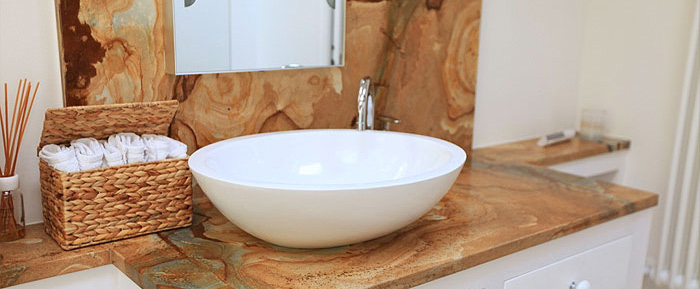 Freestanding basins with the look and feel of natural stone