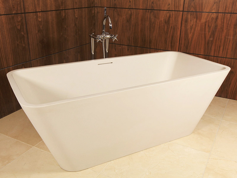 Linnia rectangular freestanding tub | Tyrrell & Laing